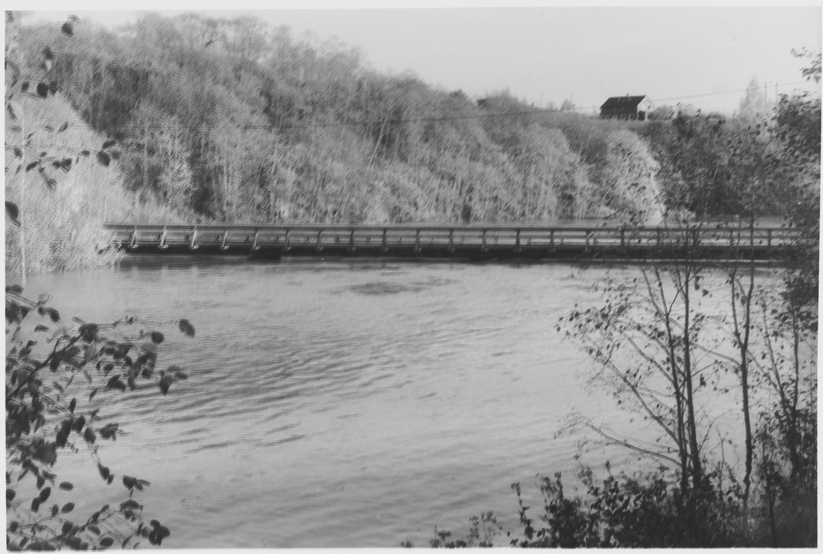 Flom i oktober 1987, Nitelva ved Slattum - Museene i Akershus ...