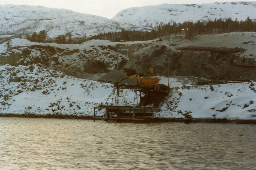 Steinbrudd ved Rombaksbrua - Museum Nord / DigitaltMuseum