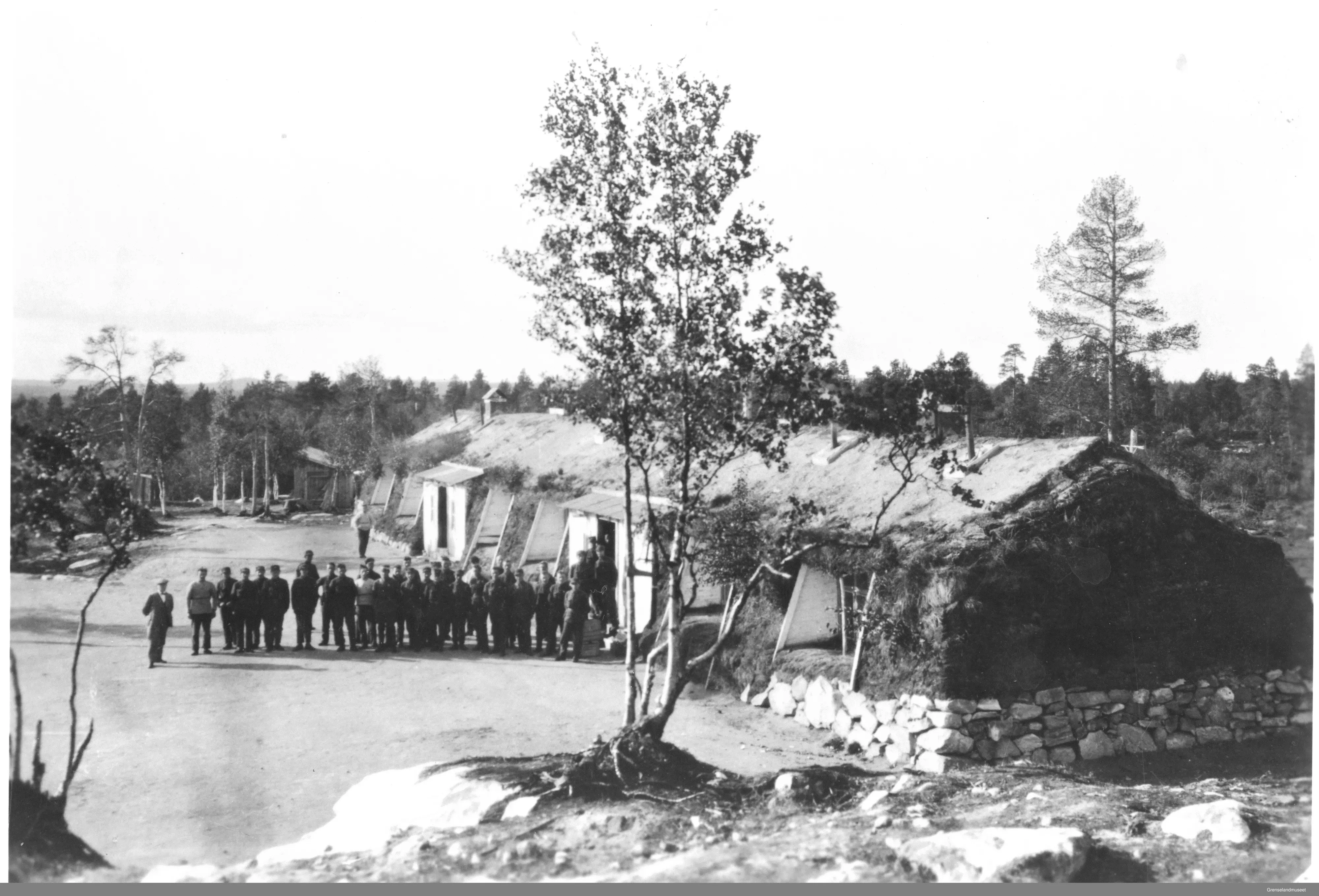 Militærgammen på Svanvik, "Verdens lengste gamme". - Grenselandmuseet ...
