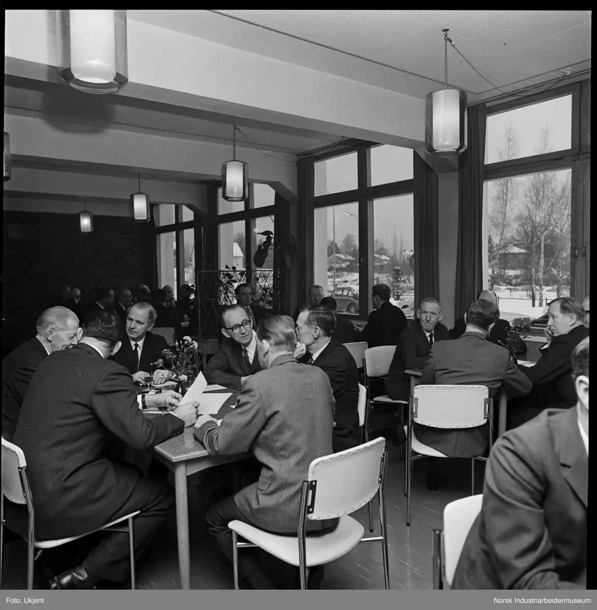 Mottagelse ved utdeling av Norges Vel's medalje i Herøyahuset. - Norsk ...