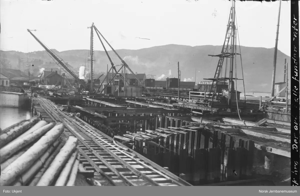 Skansen bru : fundamenteringsarbeider -#N# Norsk Jernbanemuseum /#N ...