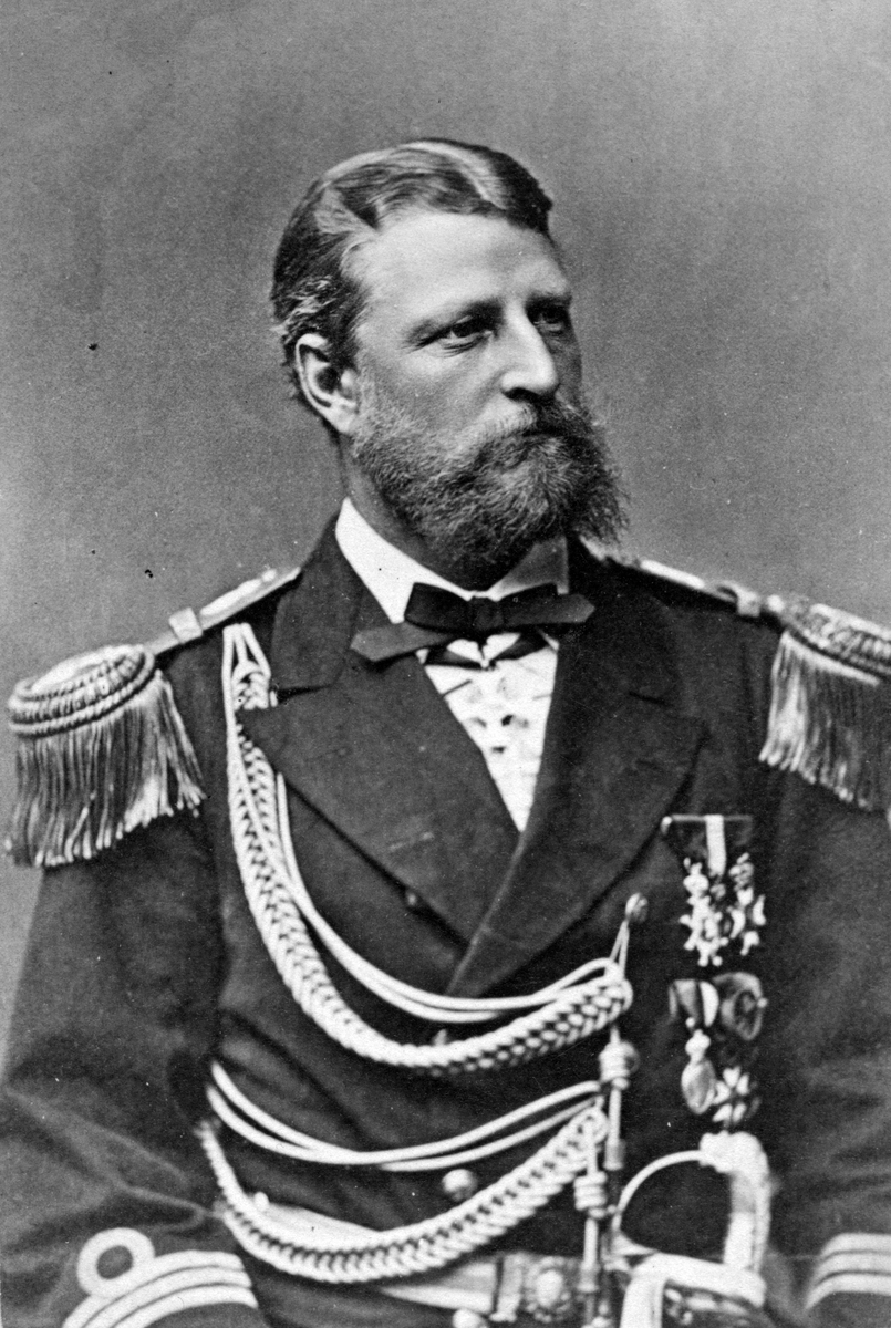 Kapten Palander i uniform, 1880-tal. - Köpings museum / DigitaltMuseum
