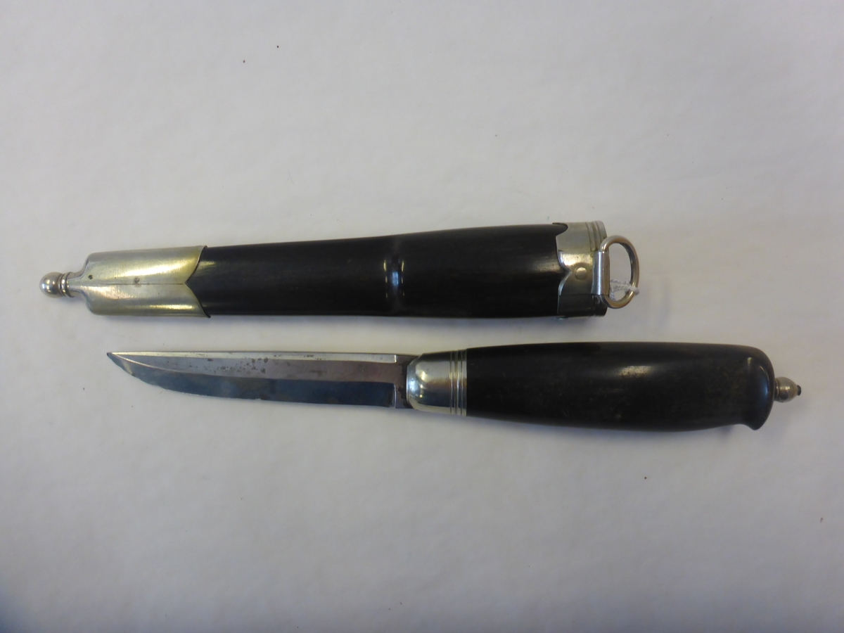 Kniv - Mjøsmuseet / DigitaltMuseum