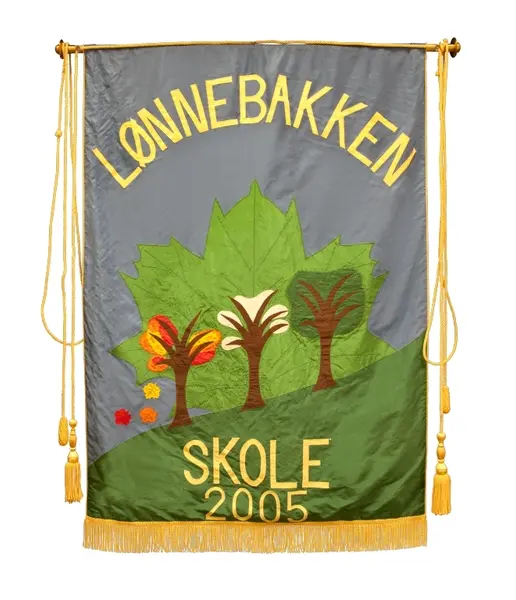 Fanen til Lønnebakken skole - KulturPunkt
