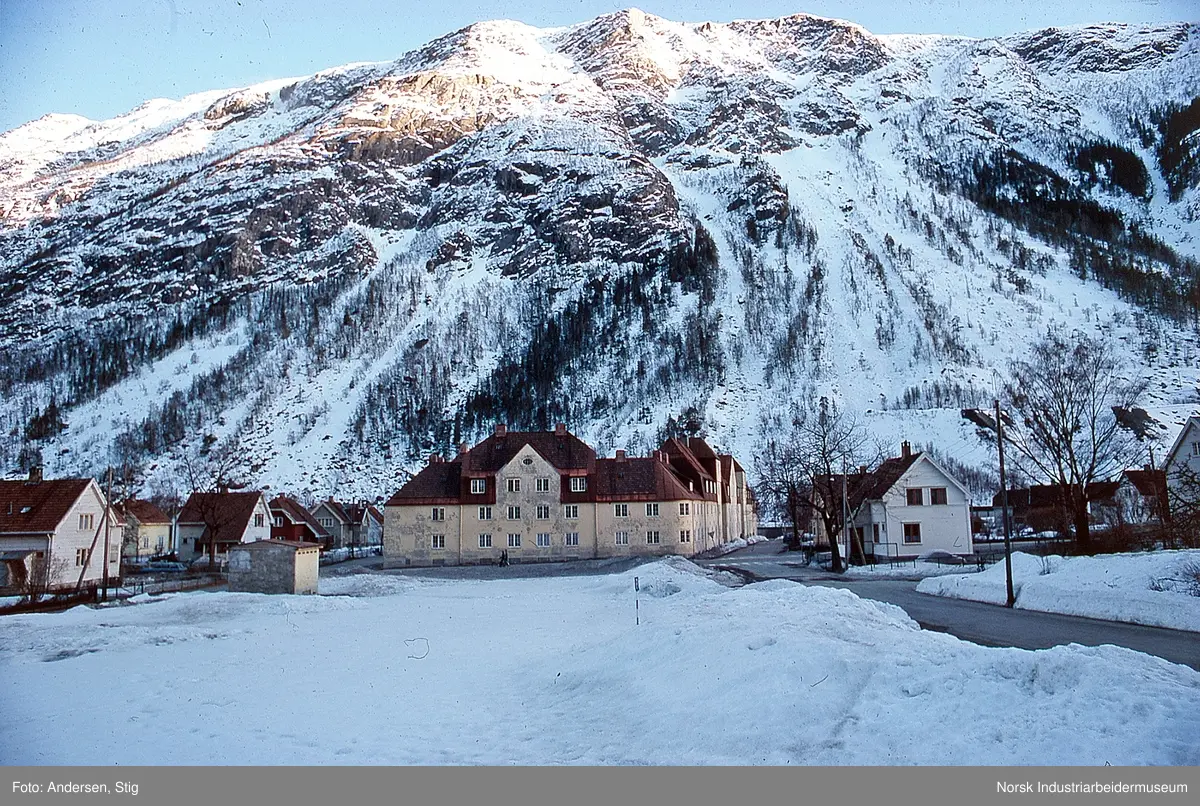 Murbebyggelsen Sing Sing og bolighus av typen Egne hjem i Dalgata og ...