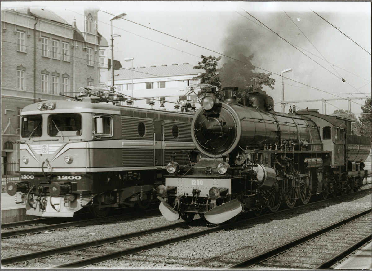 Statens Järnvägar, SJ F 1200 och SJ Rc 1200. - Järnvägsmuseet ...