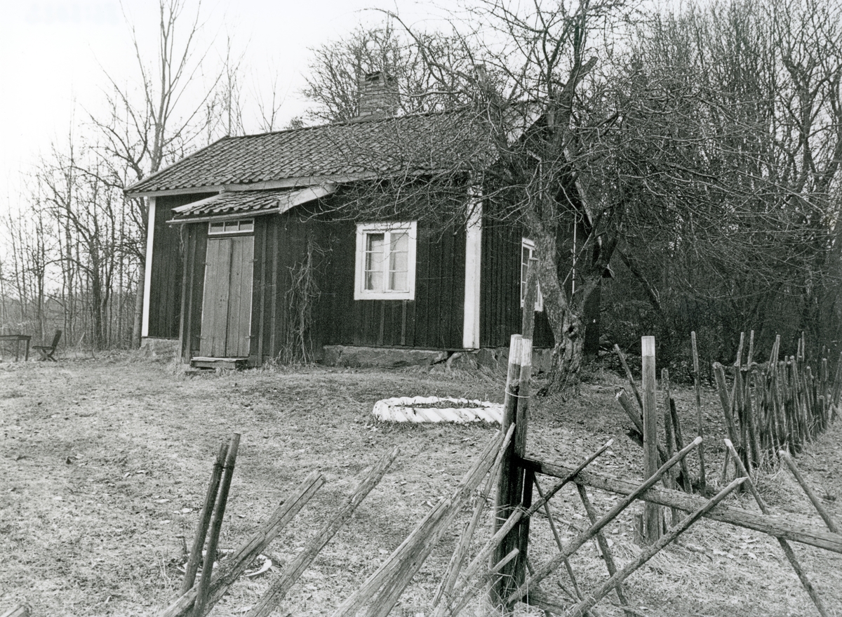 Soldattorp Nr 44, Dömsta Bro. Fotograferat 1979. Fotograf Rainer Elste ...