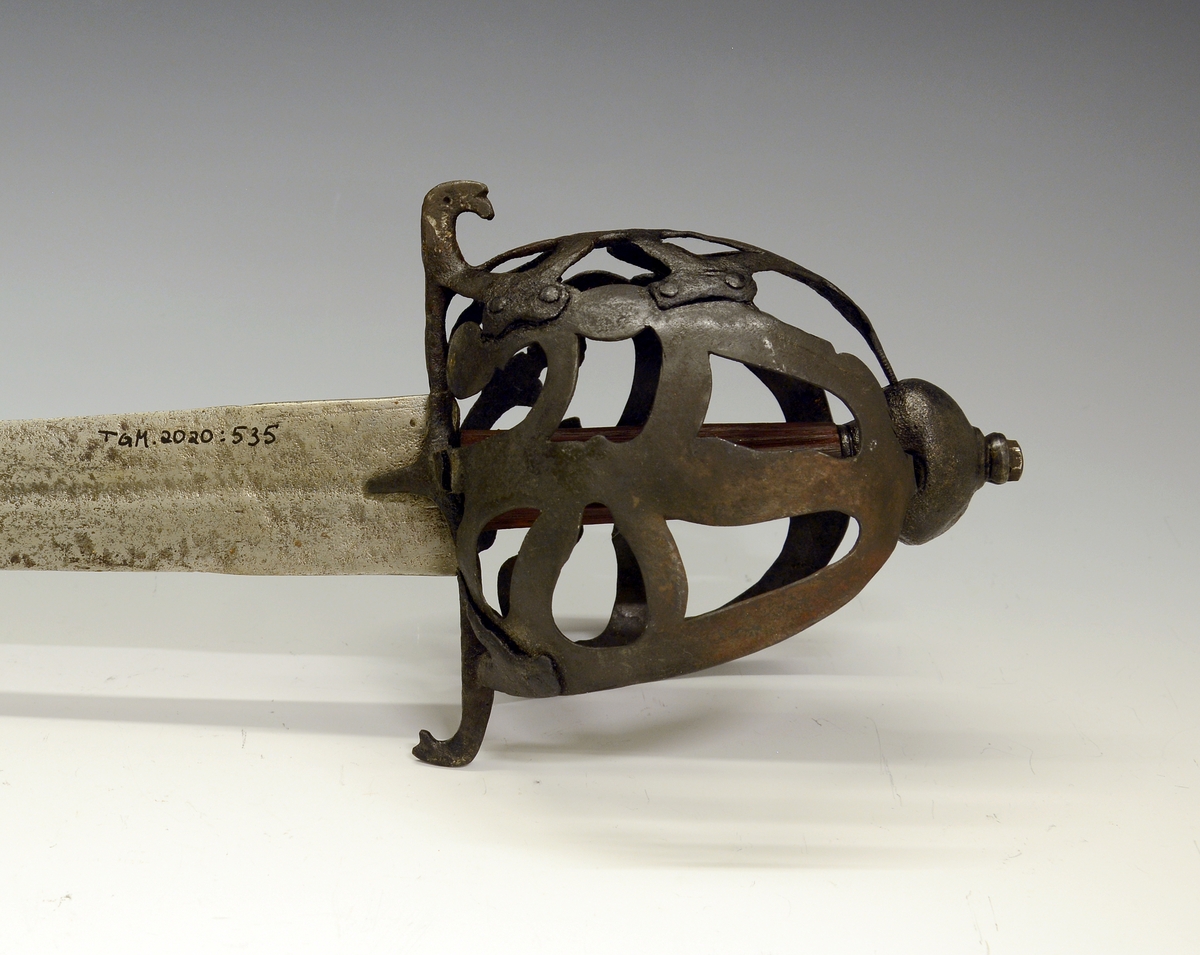 Sverd - Telemark Museum / DigitaltMuseum