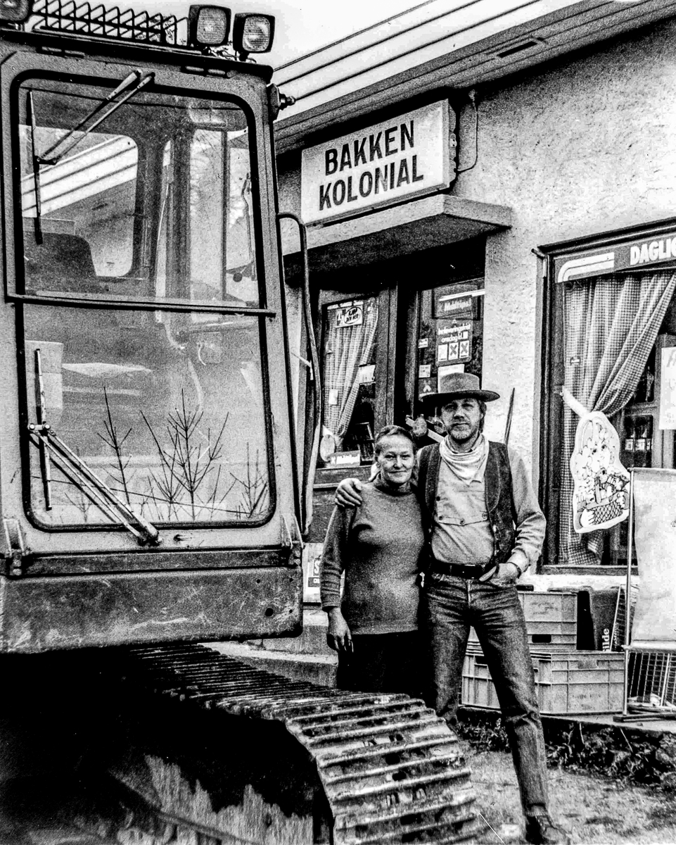 Runa og John Schade flyttet til Kragerø for å ta over Bakken Kolonial ...