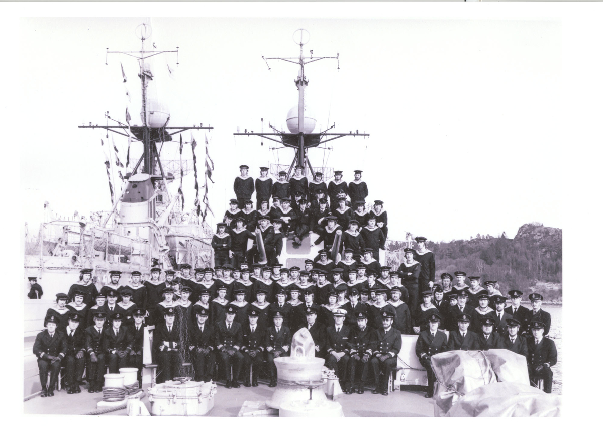 KNM Narvik - DigitaltMuseum