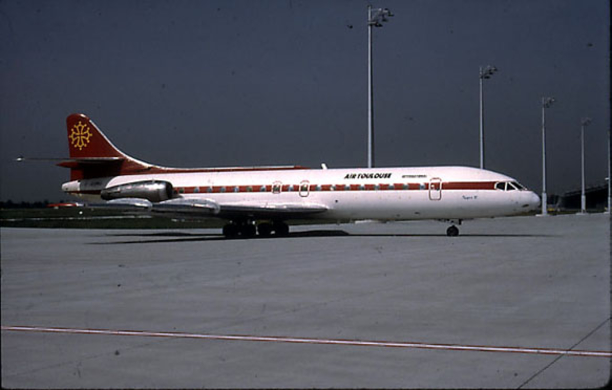 Lufthavn, 1 fly på bakken, F-GHMU Caravelle fra Air Toulouse. Sett fra ...