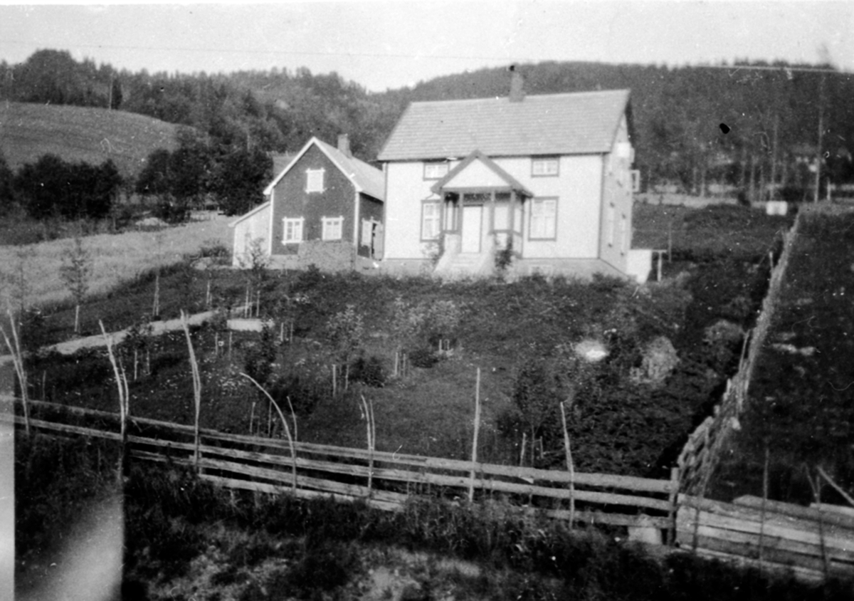 Nytrøen, Adolf Brattengens hus, Furnes, Ringsaker. - Anno Domkirkeodden ...