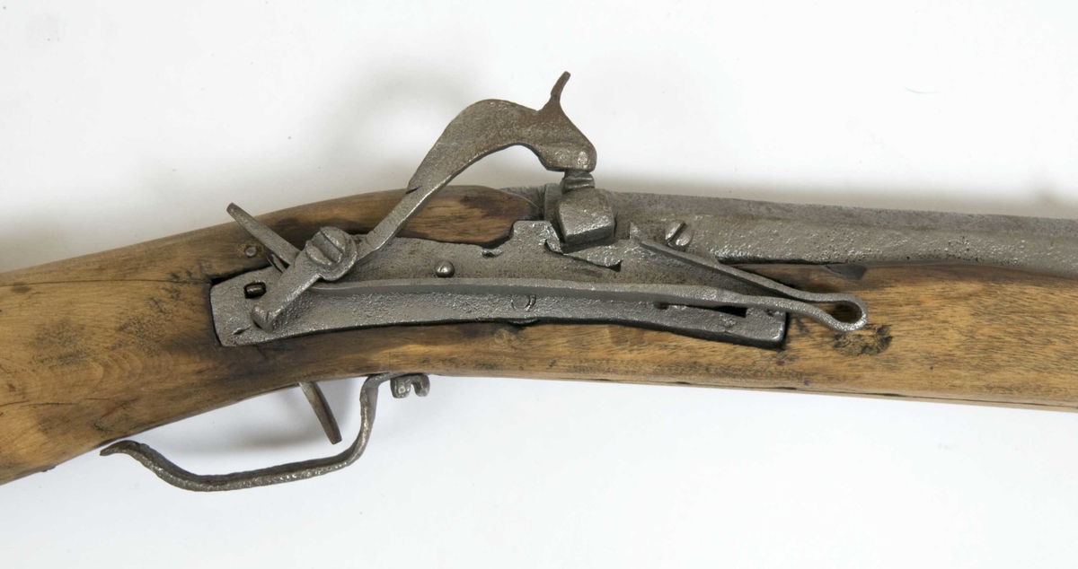 Gevær - Norsk Folkemuseum / DigitaltMuseum